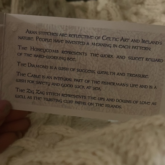 Aran Crafts | Sweaters | Aran Mor Merino Wool Crew Neck Cable Knit ...